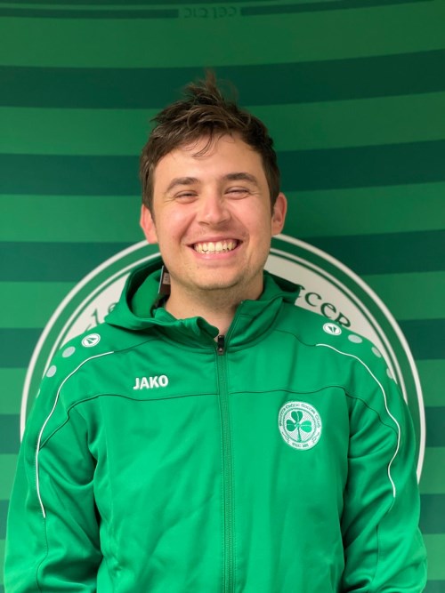 Head Coach - Ari - Uphoff